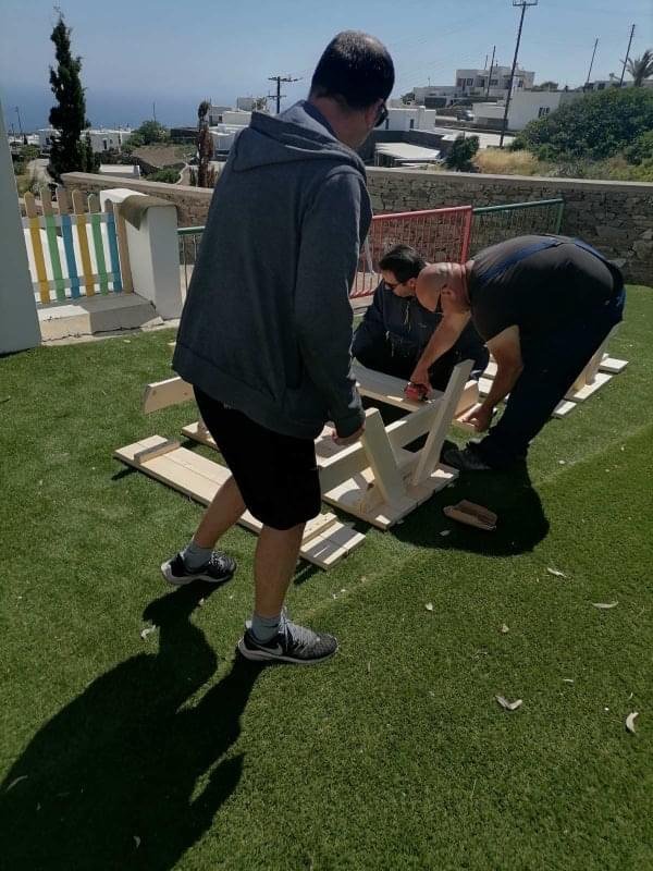 ΤΡΑΠΕΖΟΚΑΘΙΣΜΑΤΑ ΣΤΟ ΝΗΠΙΑΓΩΓΕΙΟ ΑΠΟΛΛΩΝΙΑΣ ΣΙΦΝΟΥ ΑΠΟ ΤΟΝ ΣΥΛΛΟΓΟ ...